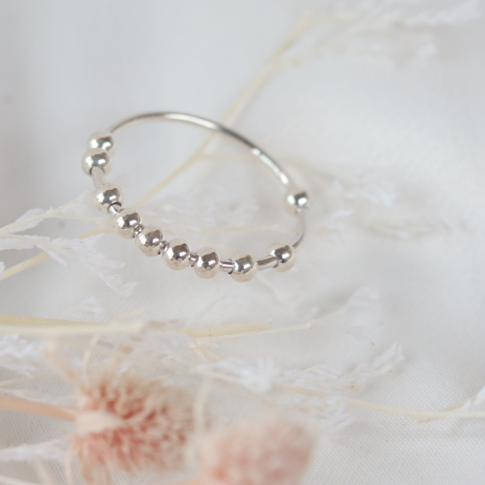 Fidget Rings – Kowhai and Sage